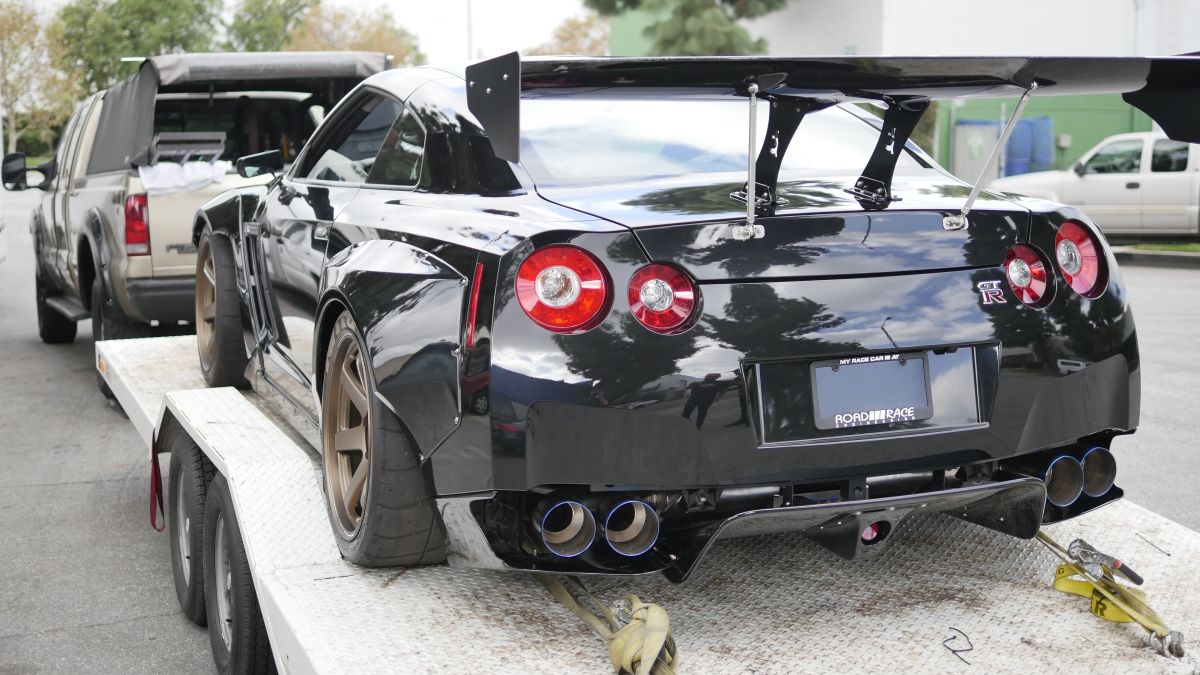 » #CZGTR77 SEMA Crunch and Debut Road /// Race Engineering